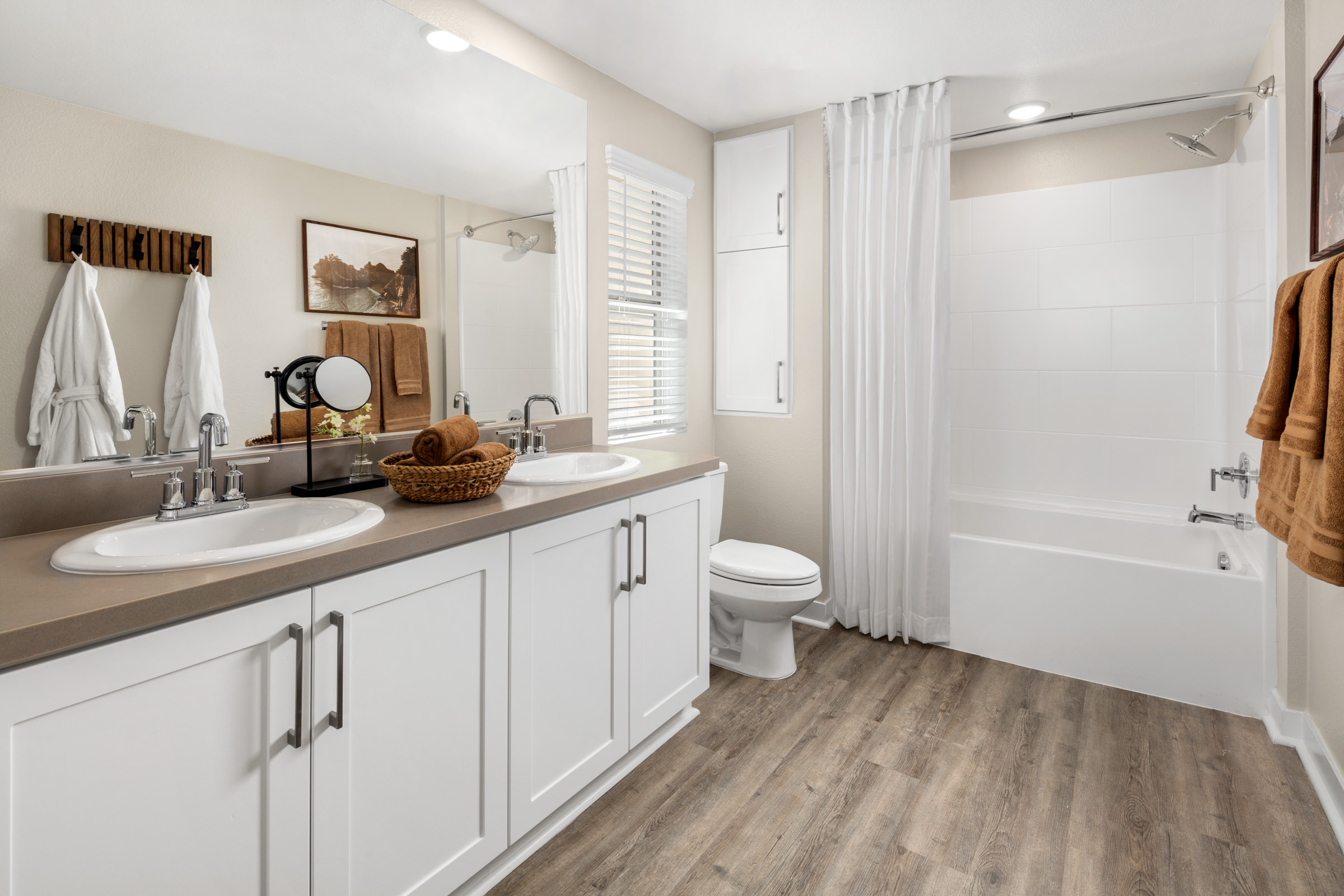 Rancho Cucamonga Apartments | Homecoming at The Resort