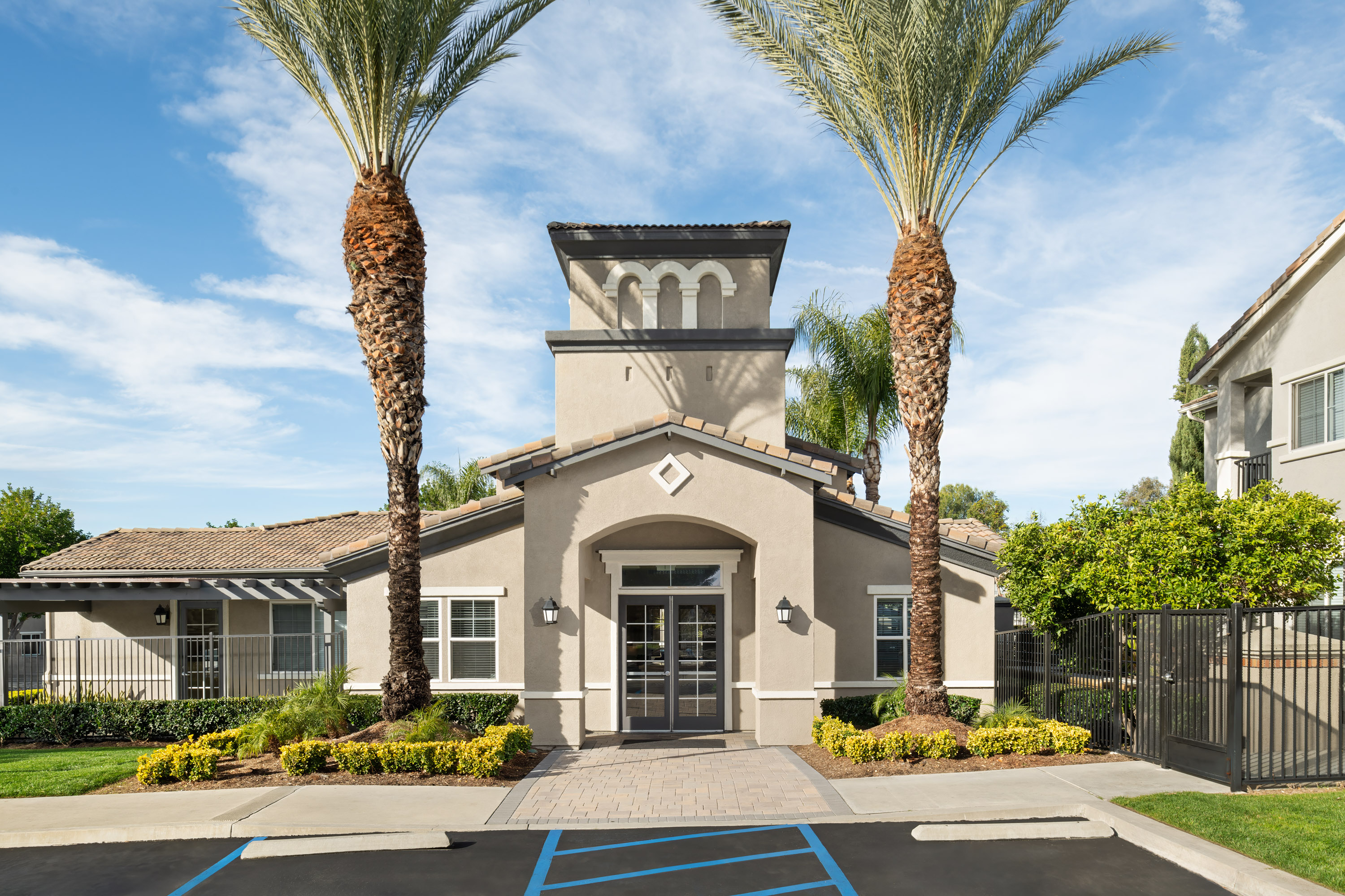 Del Mar Apartments | Apartment Homes For Rent In Rancho Cucamonga